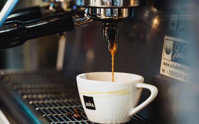 MultiCloudJ: Building Cloud-Agnostic Applications in Java